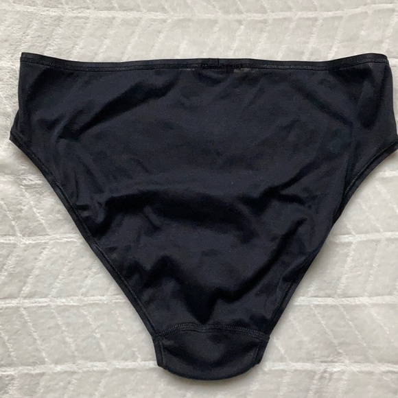 Hanro | Intimates & Sleepwear | Hanro Cotton Seamless Hicut Full Brief ...